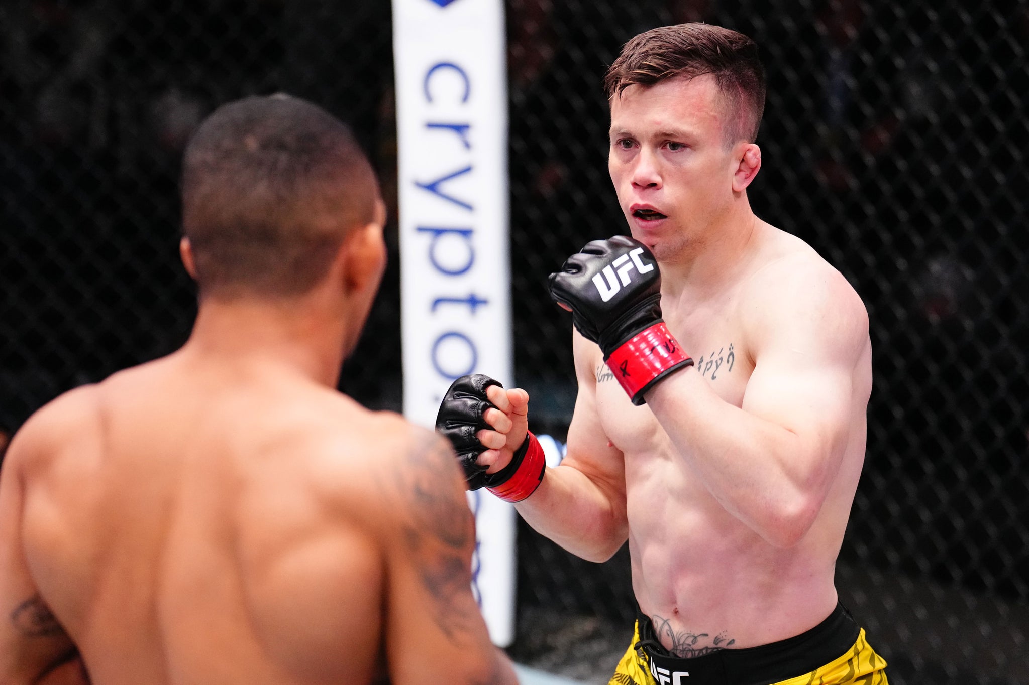 Daniel Barez Signed 1-of-1 Fight Issued Jersey UFC Fight Night: Vettor